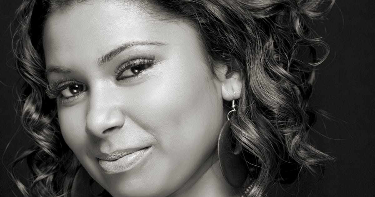 Stephanie Peter - Australia | about.me