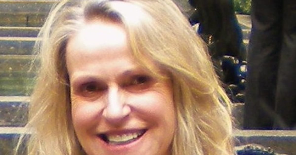 Elizabeth Springer's Instagram, Twitter & Facebook on IDCrawl