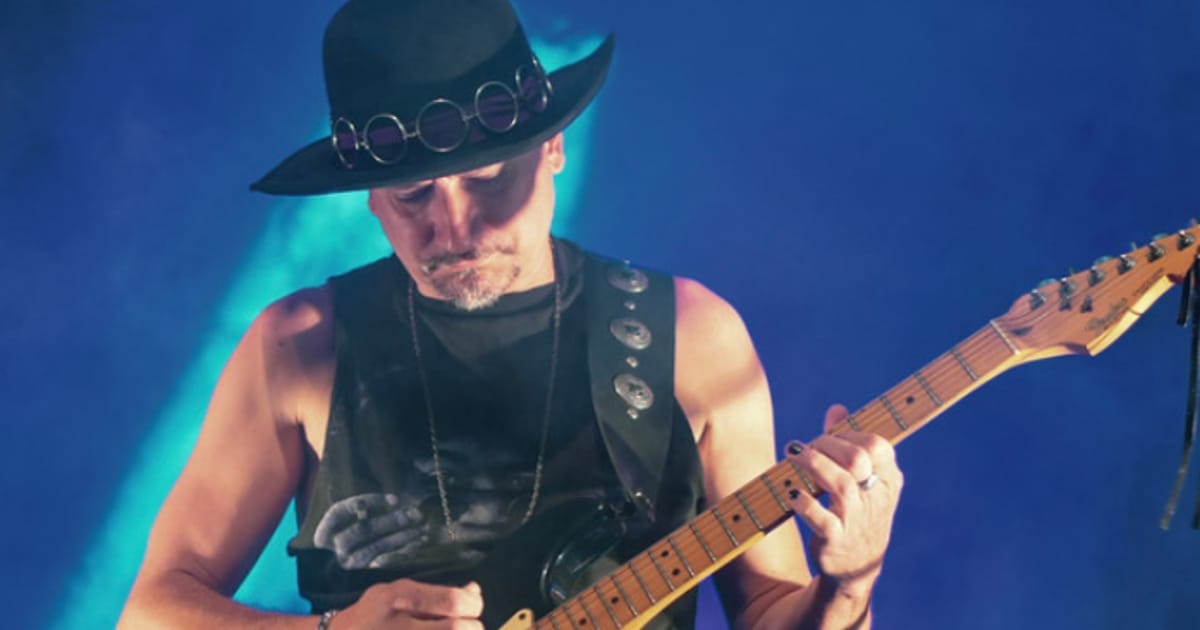 Claudio Ferrari - Buenos Aires, Argentina | about.me