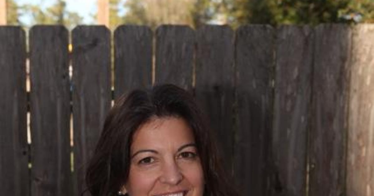 Nicole Cloutier-Lemasters | about.me