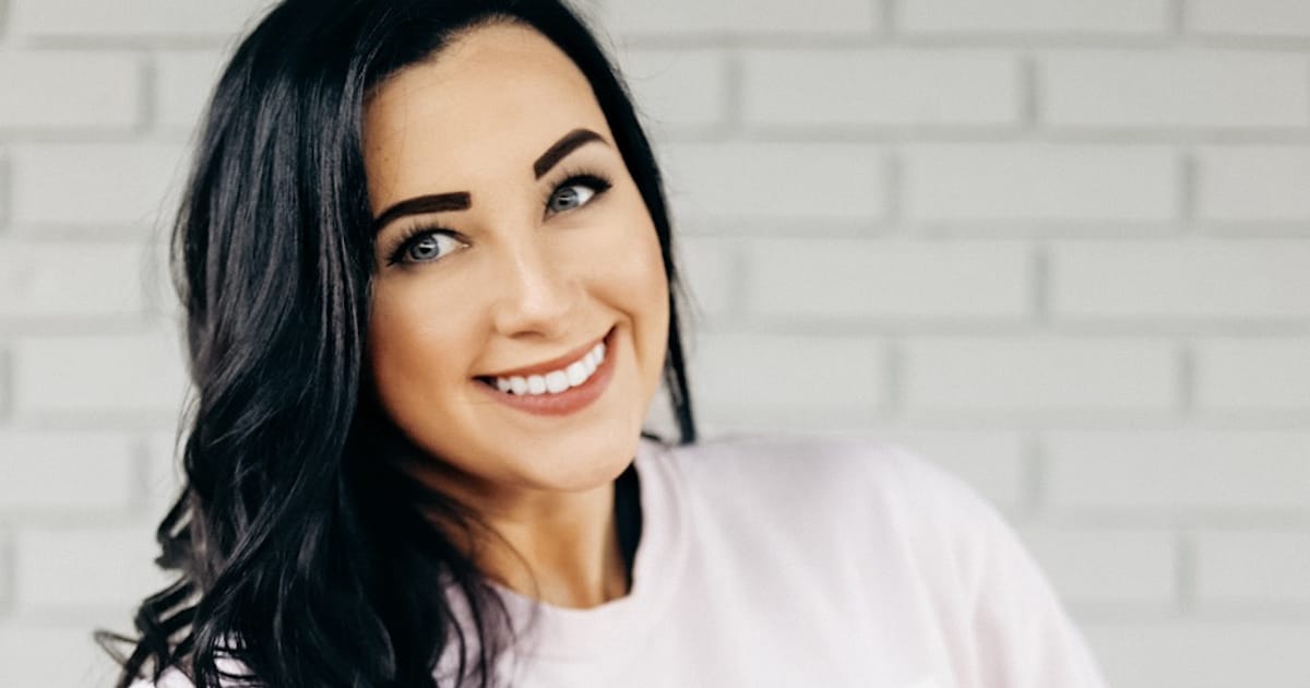Amanda Cruse - Jacksonville, Alabama, Executive at Young Living ...