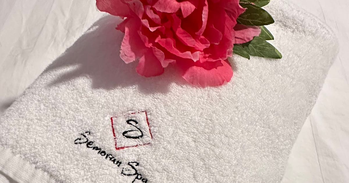 Semoran & Relaxing - 118 S Semoran Blvd Orlando, FL 32807 | about.me