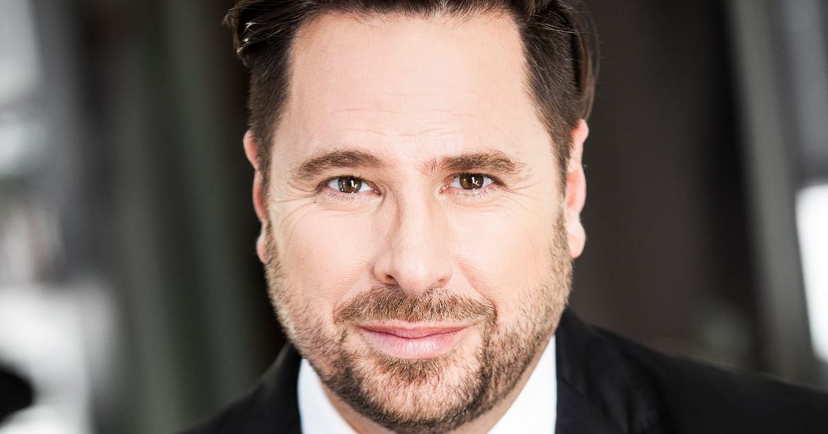 Stéphane E. Roy | about.me