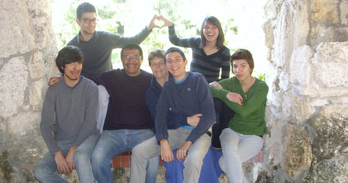 Rollo Casiple - Miami, Florida, True Vine and USPS | about.me