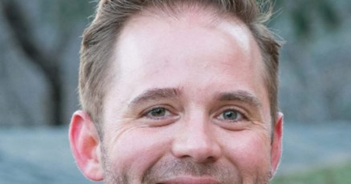 ANDREW SAUNDERS - New York, NBCUniversal, vanderbilt | about.me