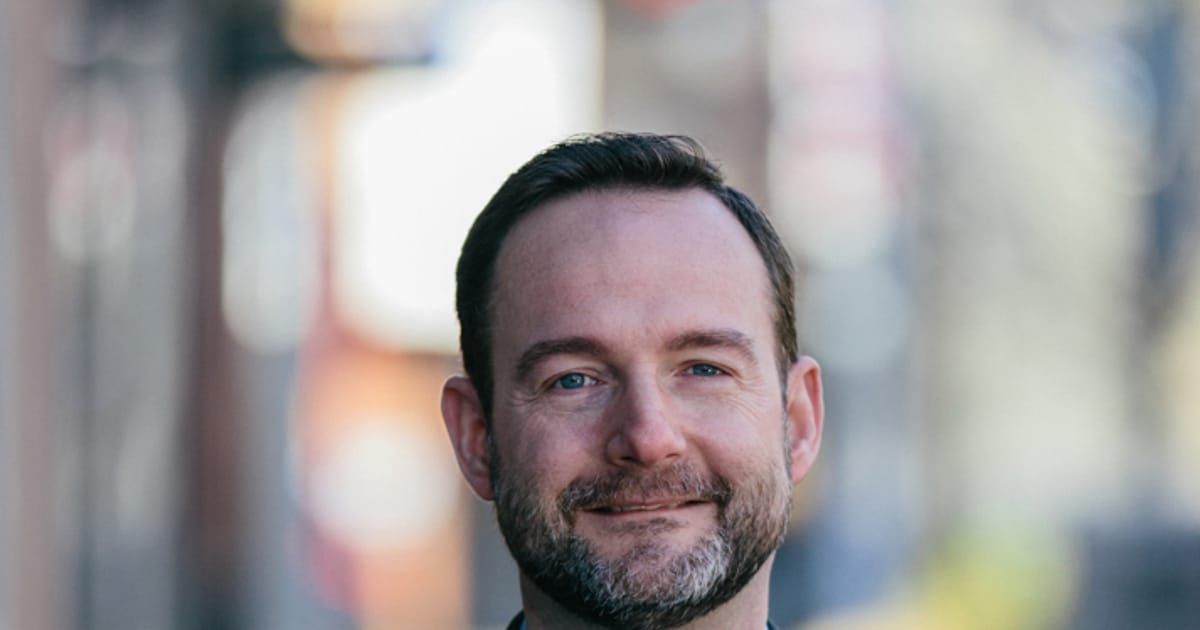 Erick Hall's Instagram, Twitter & Facebook on IDCrawl