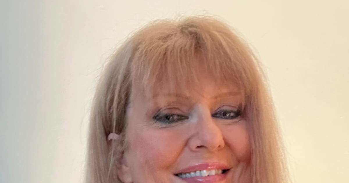 DIANA DYCK/ ACTRESS/WRITER/VOICE OVER - Canada, ACTORSACCESS/BACKSTAGE ...