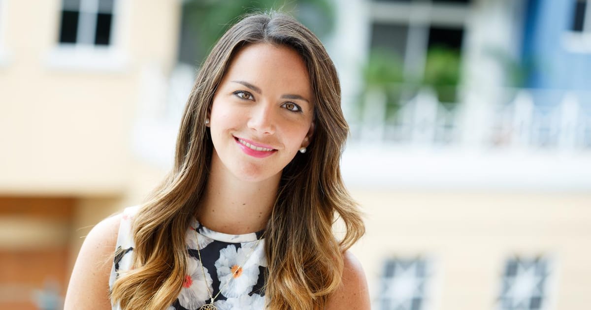 Nicole Nebot Bohrer - Guayaquil, Ecuador, E-VoiceMarketing/RevistaAwake ...