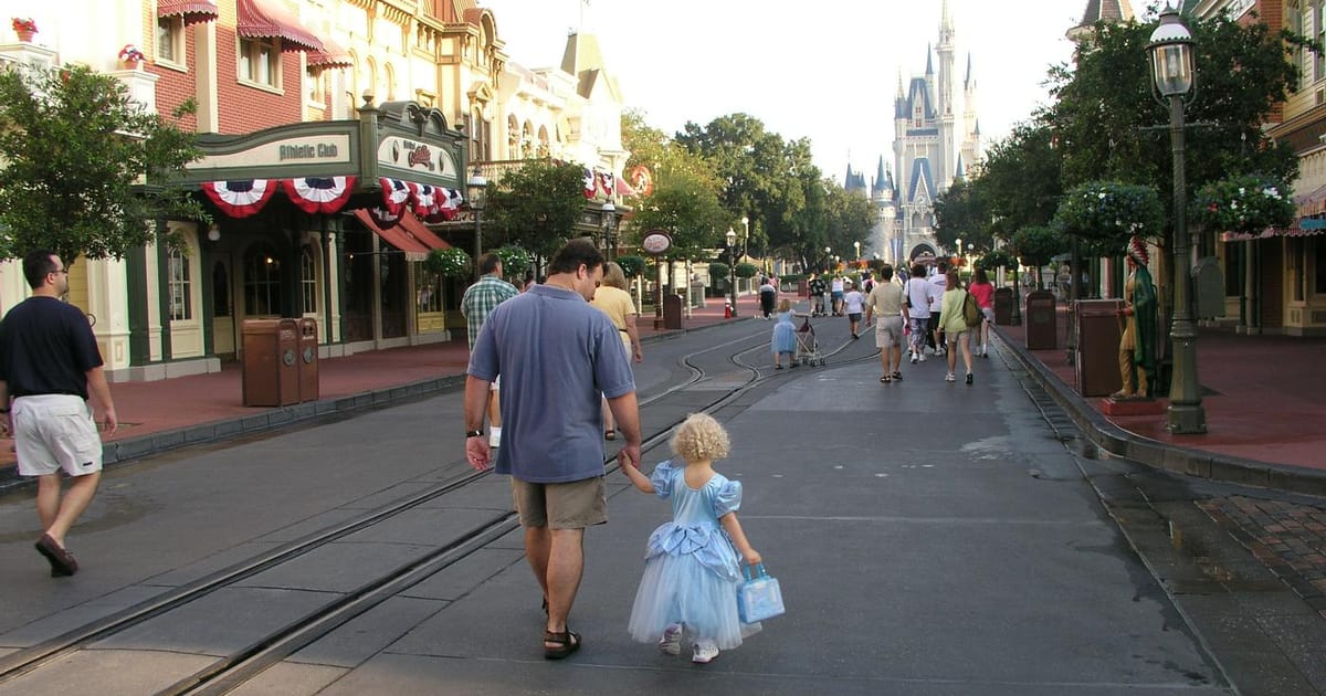 Tom Karelis - Hazard, Kentucky, Physician at Kentucky Pain Management ...