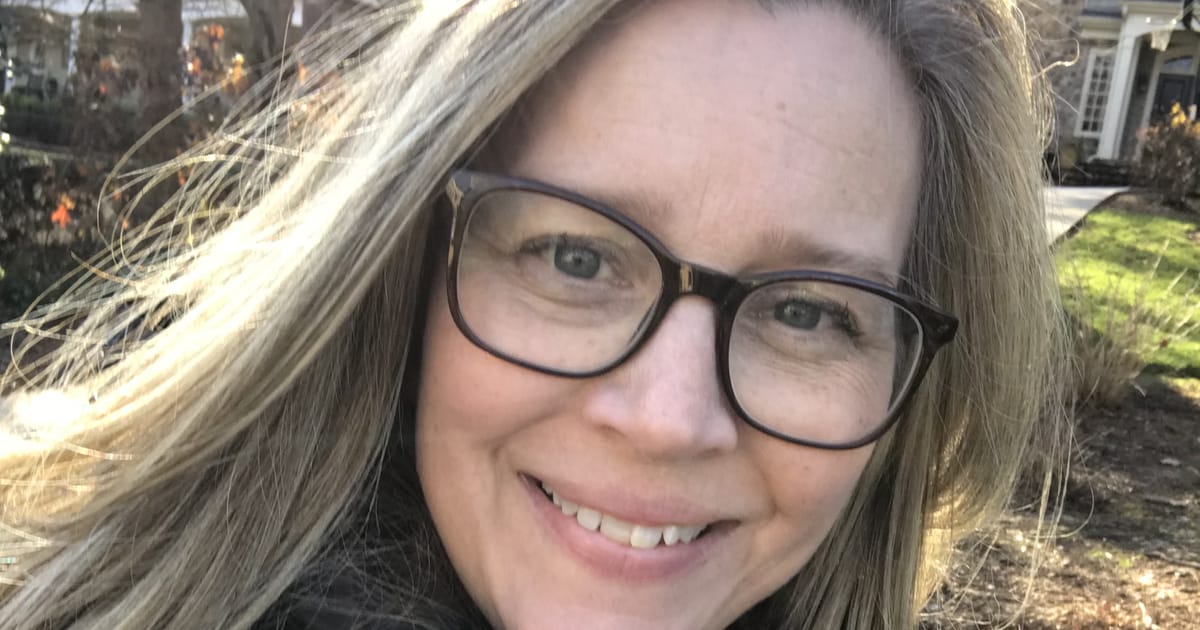 Helen Draper Young - Atlanta, GA, Cecilias Classic Closet | about.me