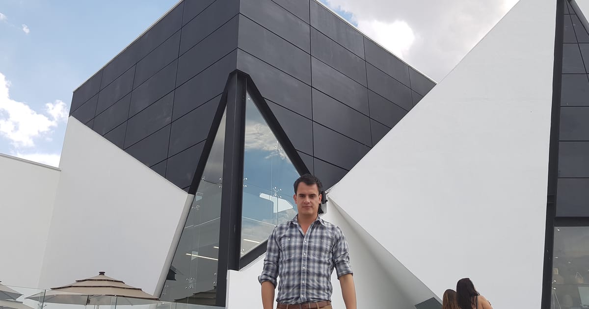 Daniel Escamilla - Pachuca, Mexico, DE. Sign Estudio Creativo ...