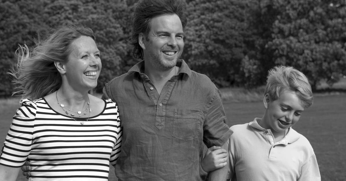 Pete Greig - Guildford, United Kingdom, 24-7 Prayer || Emmaus Rd | about.me