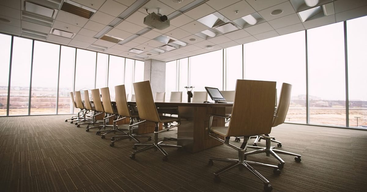 Office Furniture Suppliers The United Kingdom About me office-furniture-suppliers-the-united-kingdom-about-me