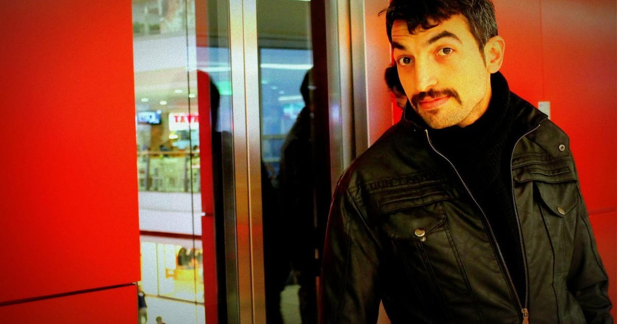 Mesut Demir - İstanbul, Türkiye | about.me