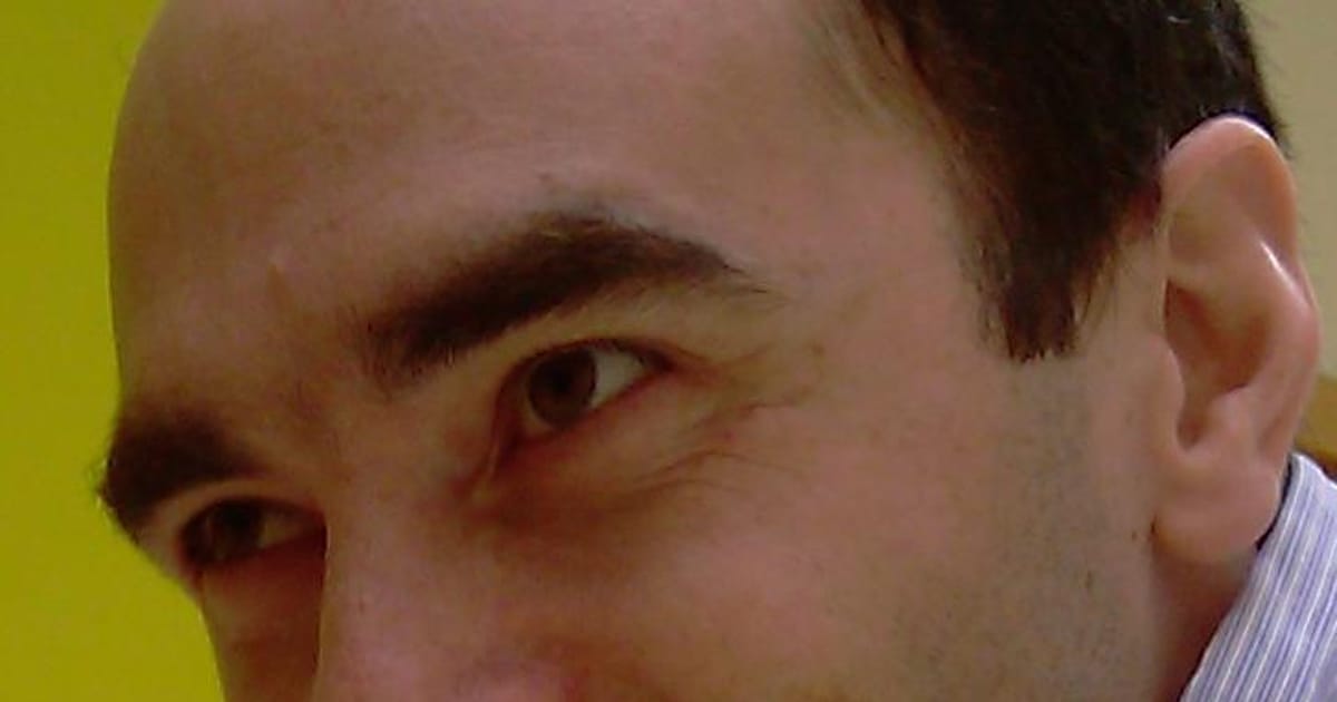 Alex Moldovan | about.me