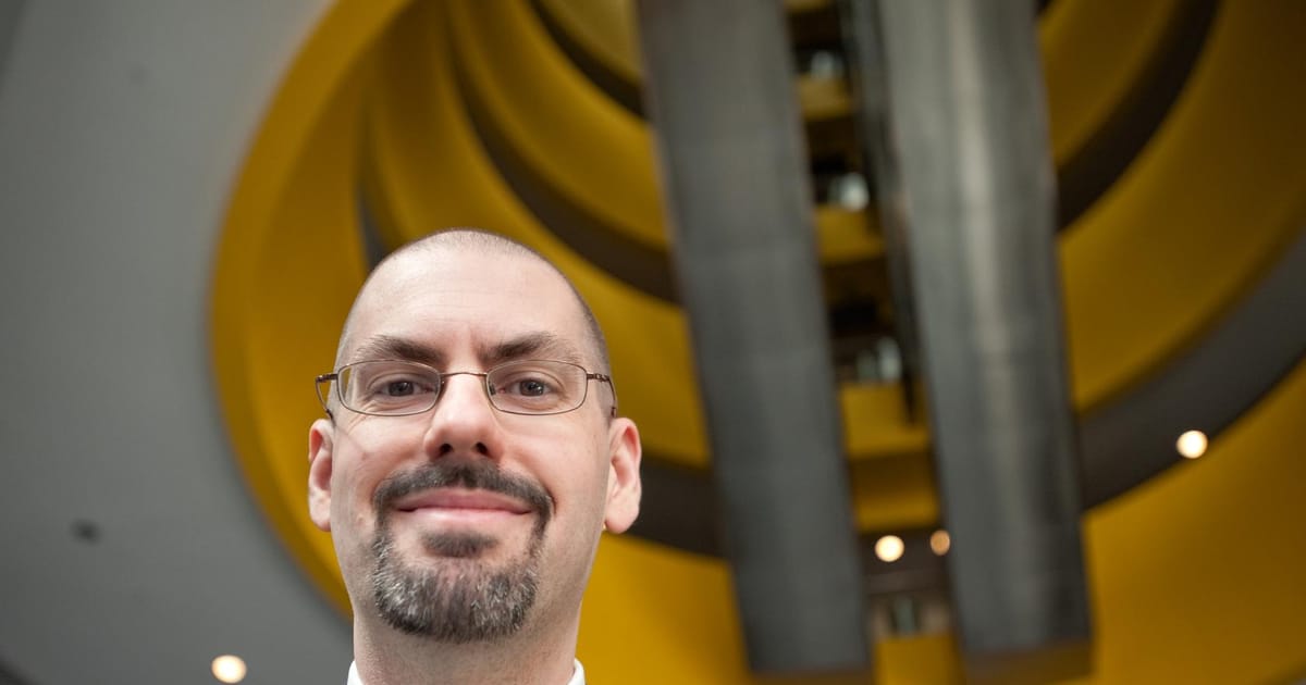 Alex Peachey | about.me