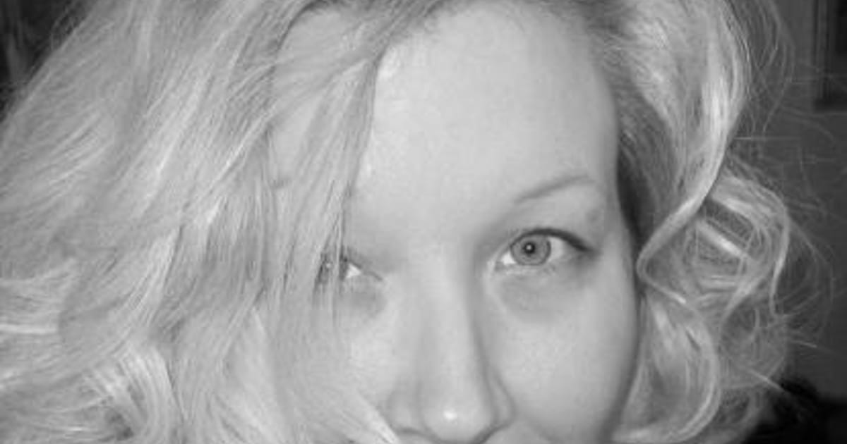 Amy Chastek | about.me