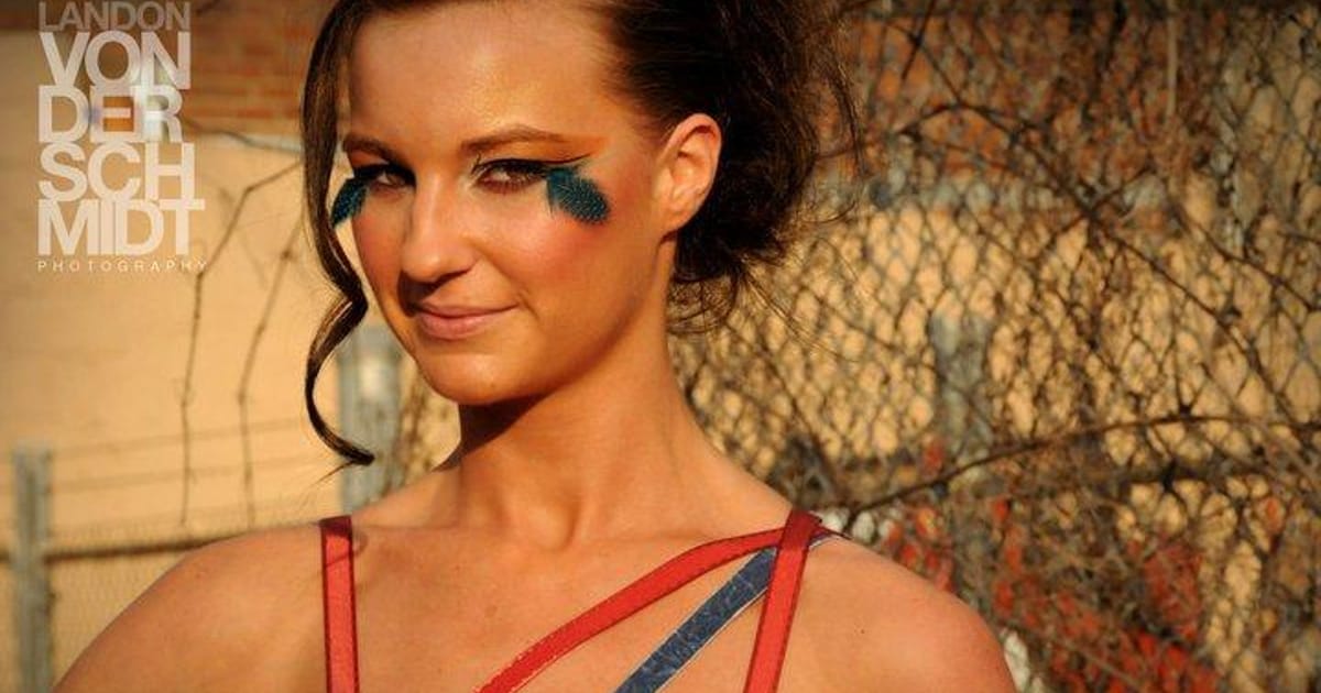 Chelsea Riane | about.me