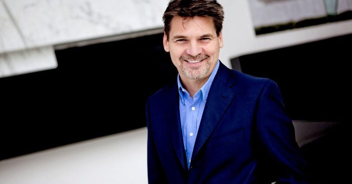 David Meneghello - Telecom, CMO | CCO | CSO , BSc, MBA, University of ...