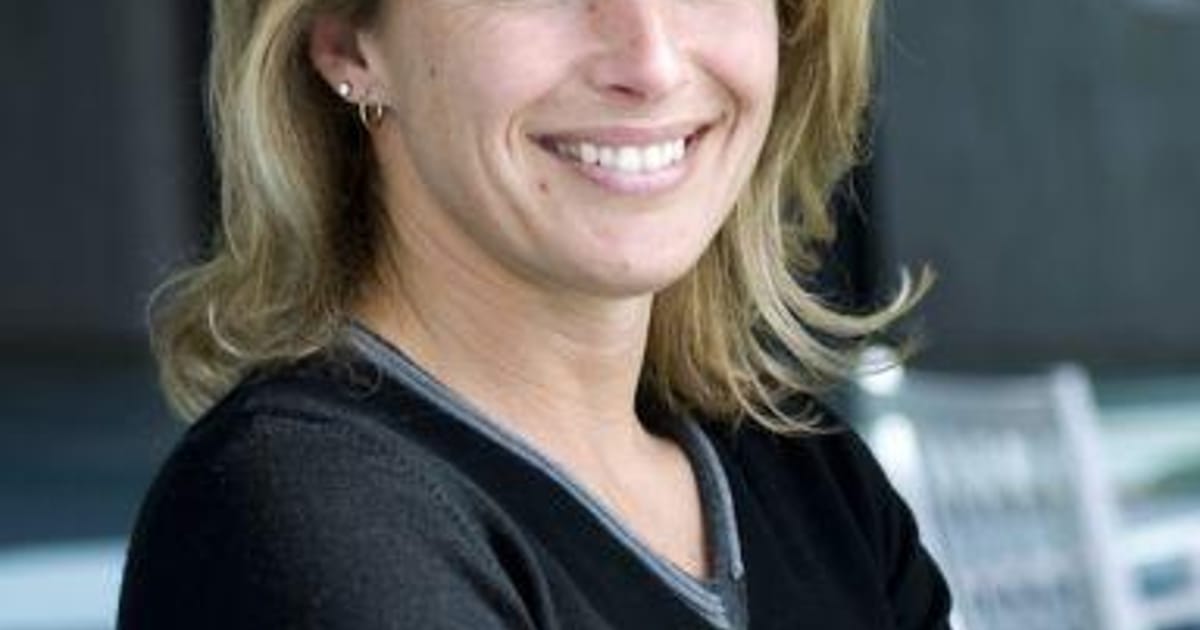 Nicola Johnson | about.me