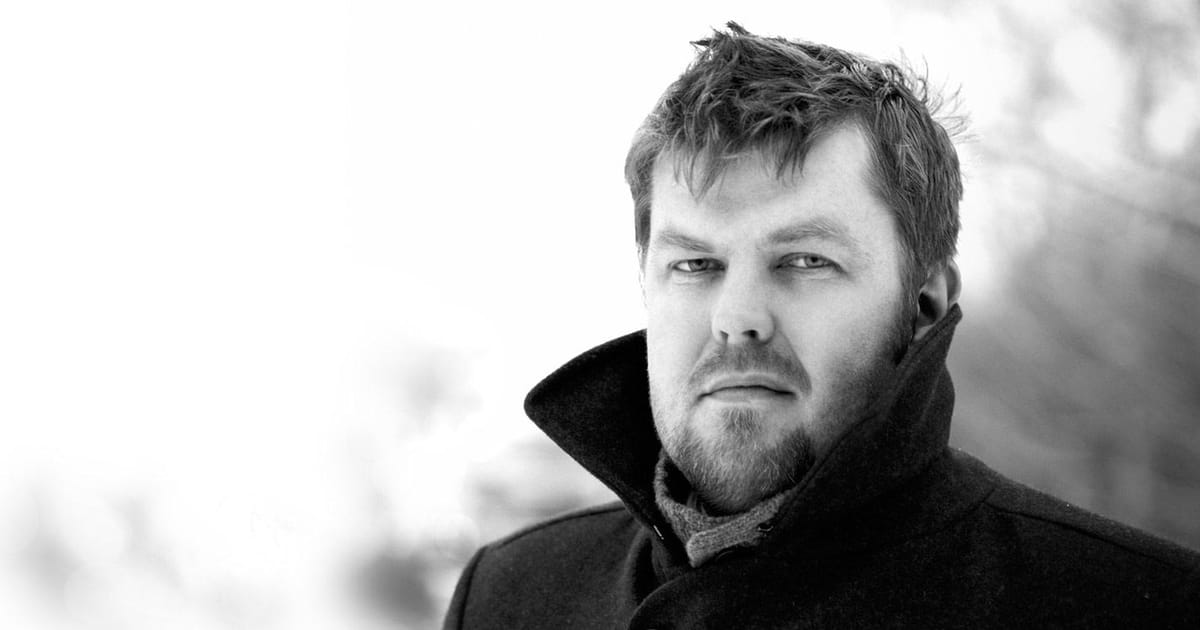 Sten E. Moe - Arendal, gevir.no | about.me