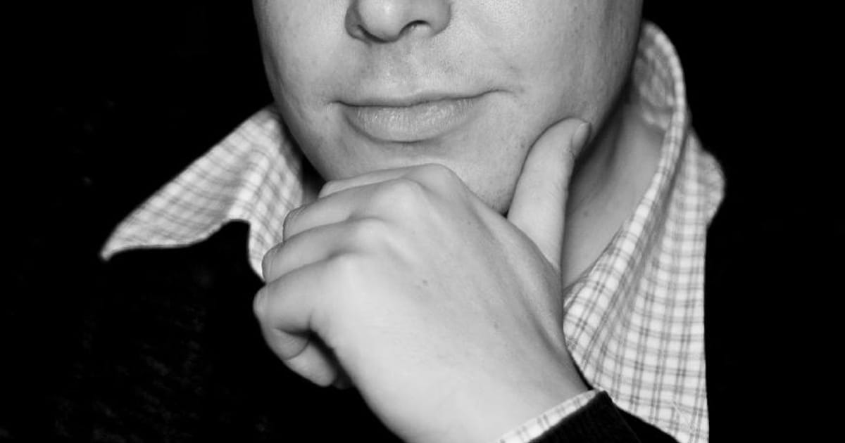 Sean Charles | about.me