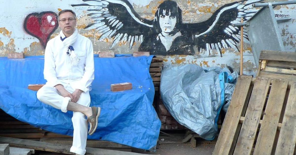 Stephen BONNER - Vancouver & London | about.me