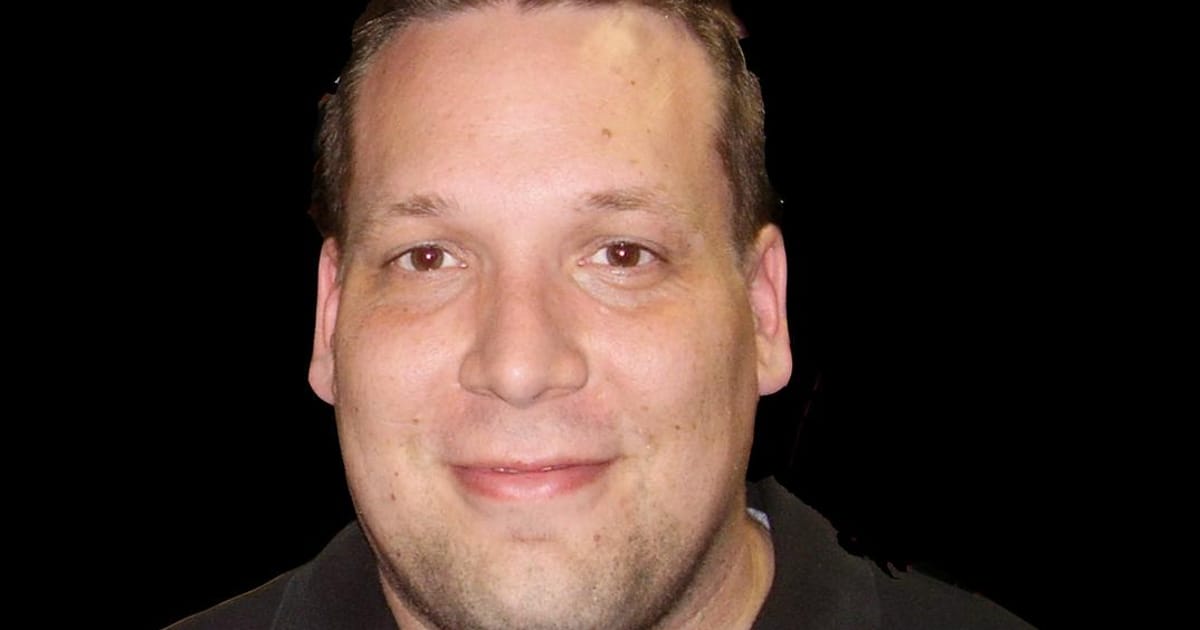 Timothy Button | about.me