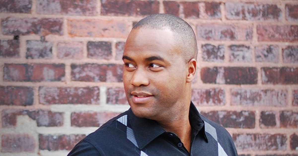 Timothy Hampton's Instagram, Twitter & Facebook on IDCrawl