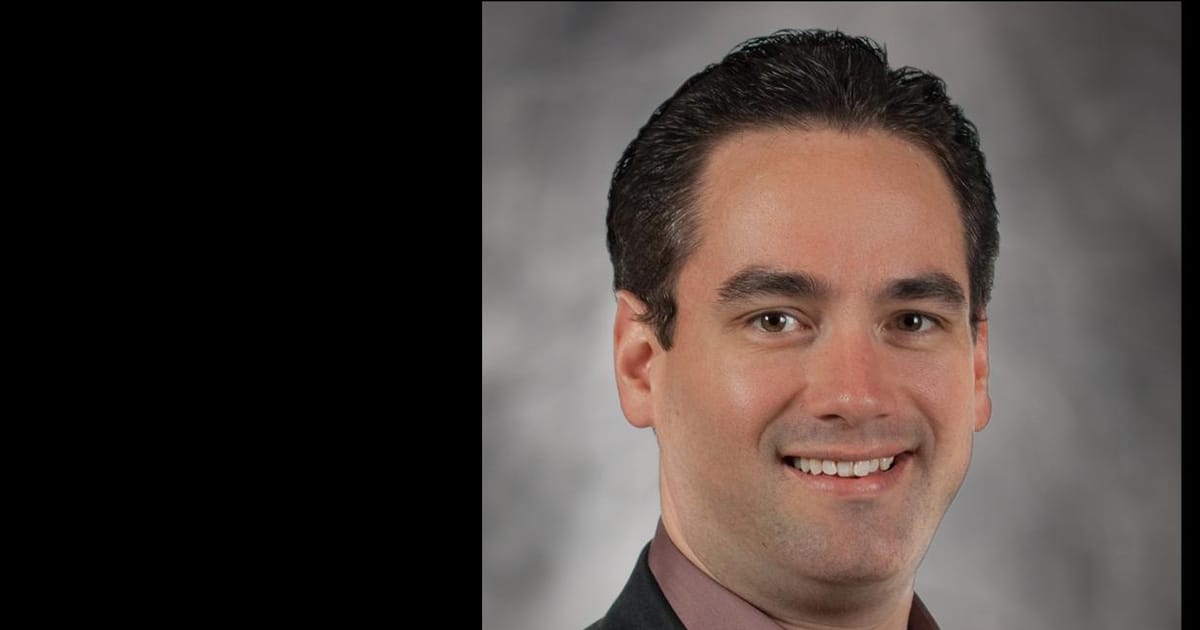 Tom Fanelli | about.me