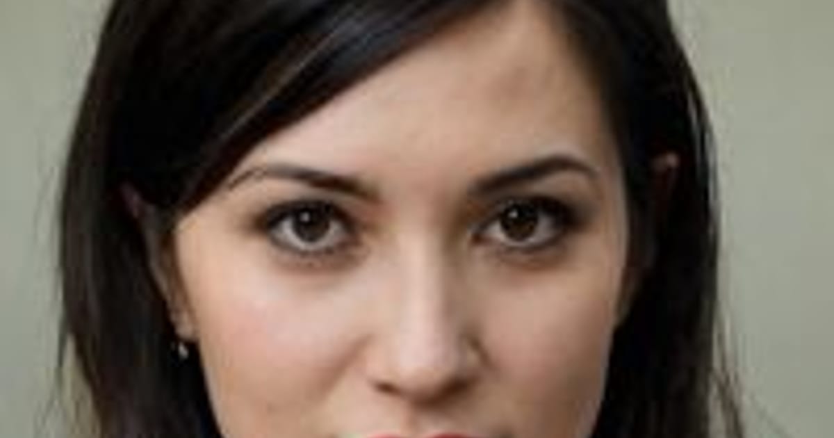 Angel Hardin - Boulevard de Prague,30900 NÎMES, France | about.me