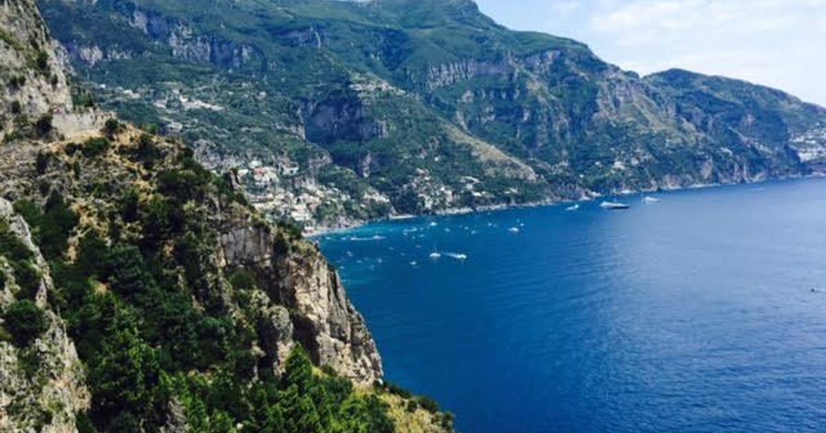 Ang McManamon | about.me