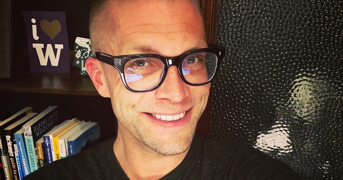 Alex Porter - Seattle, Washington, USA, Working on some magic , Foster ...