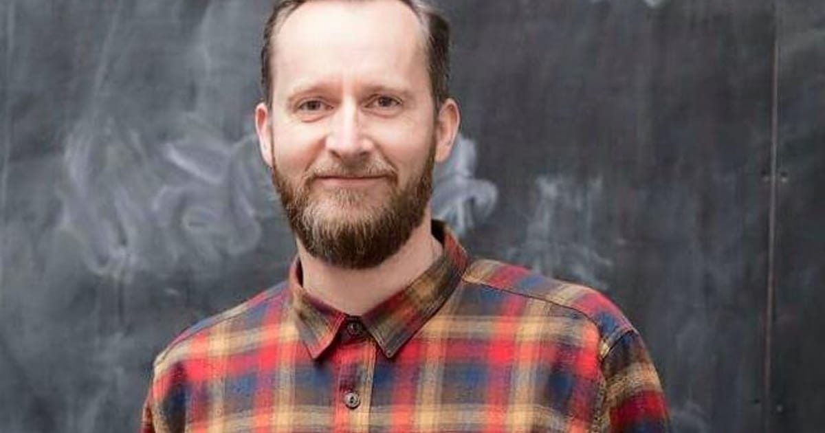 Brian Trevaskiss | about.me