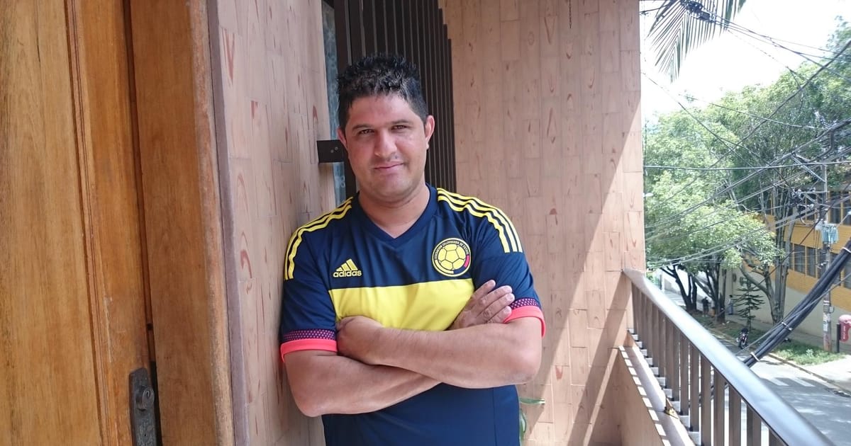 CARLOS MARIO | about.me