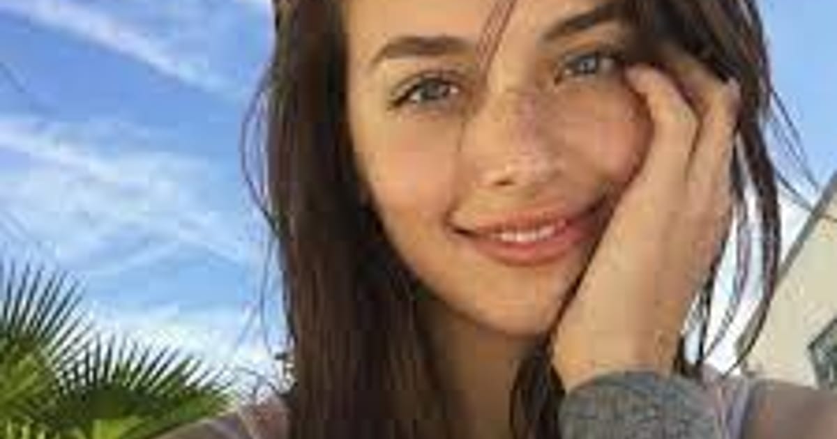 Courtney Elizabeth - New York | about.me