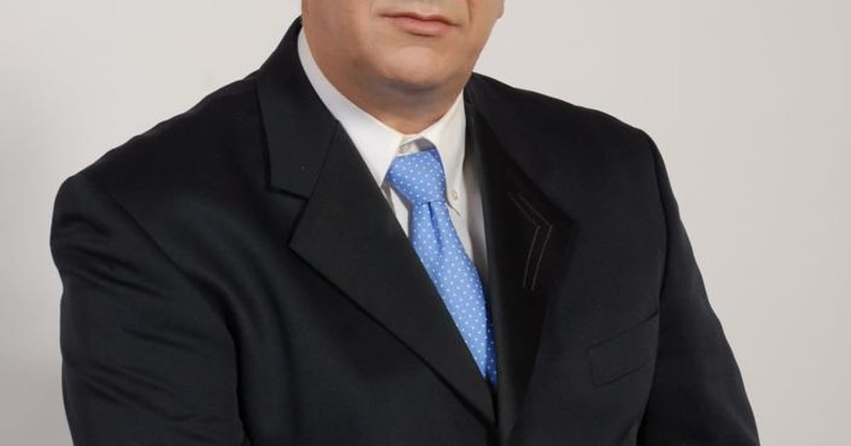 Chris Elias - Athens, Greece, Stockbroker | about.me