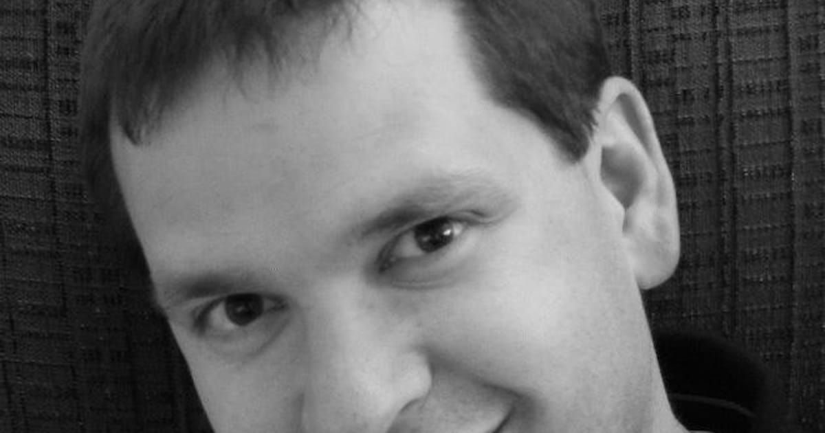 Chris McKay | about.me