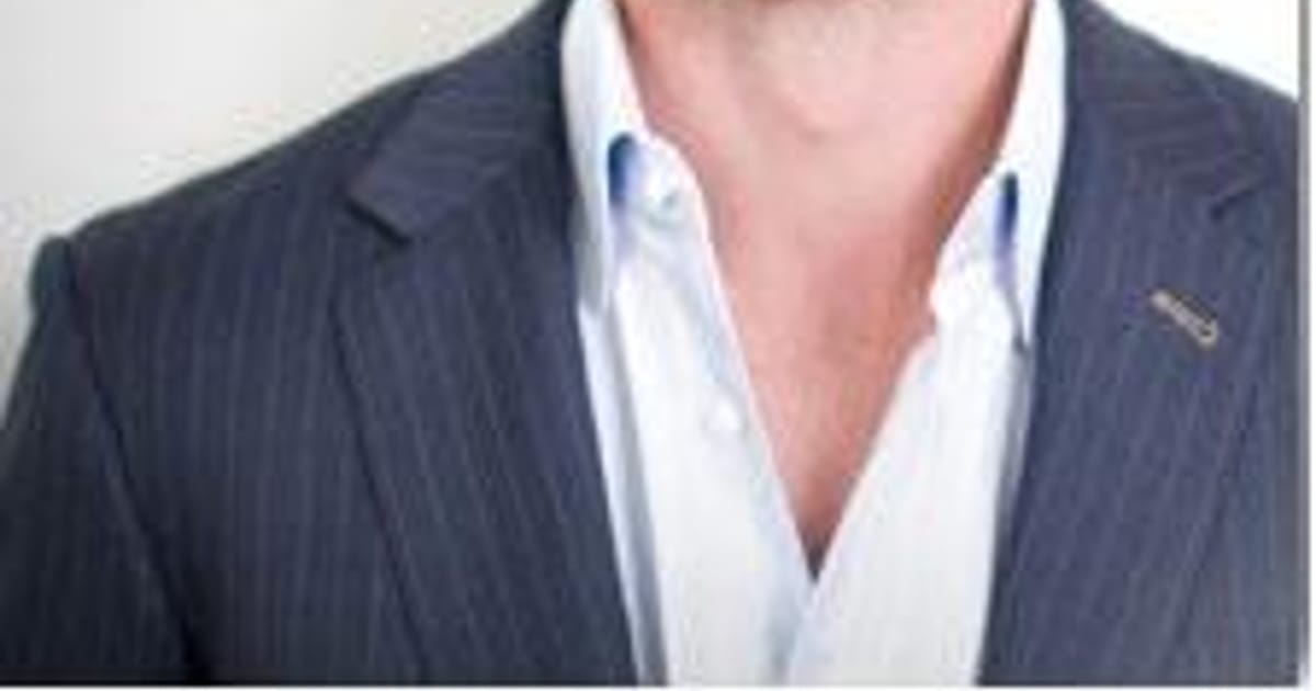 daniel wallace everest