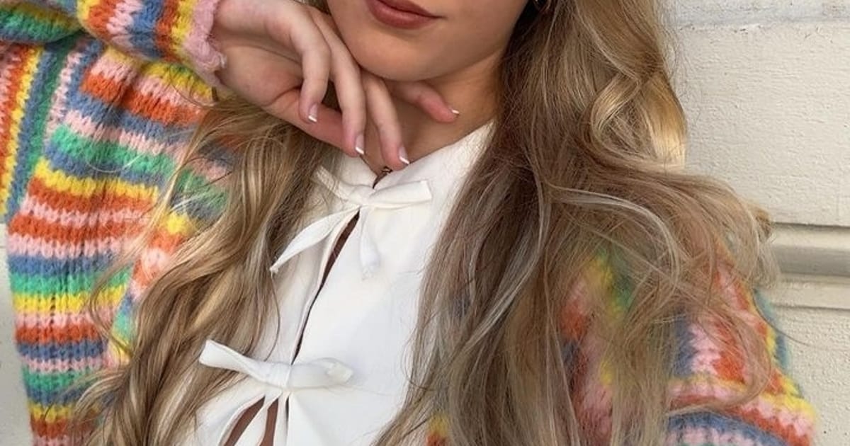 elizabeth lara - Germany | about.me