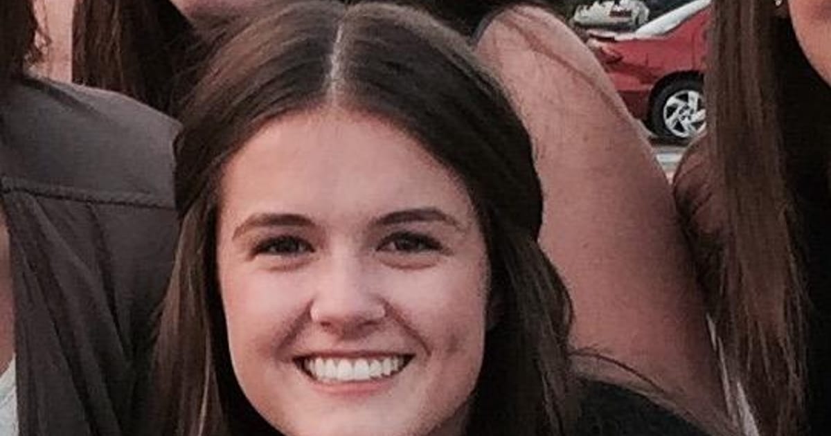 Emily Etchart | about.me