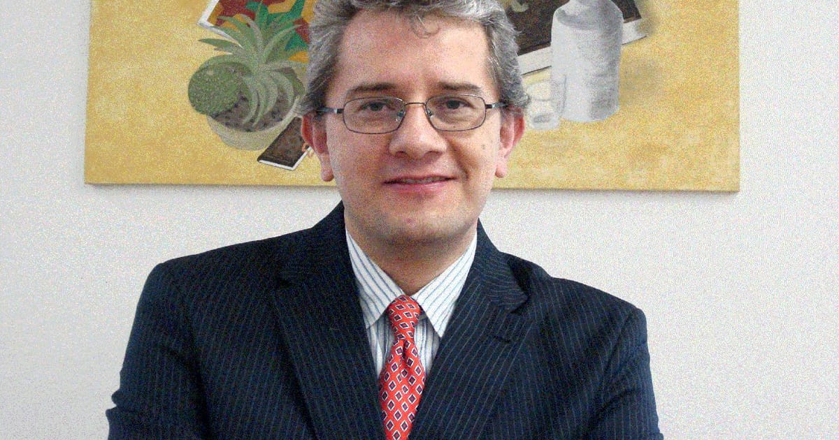 David Arellano-Gault | about.me