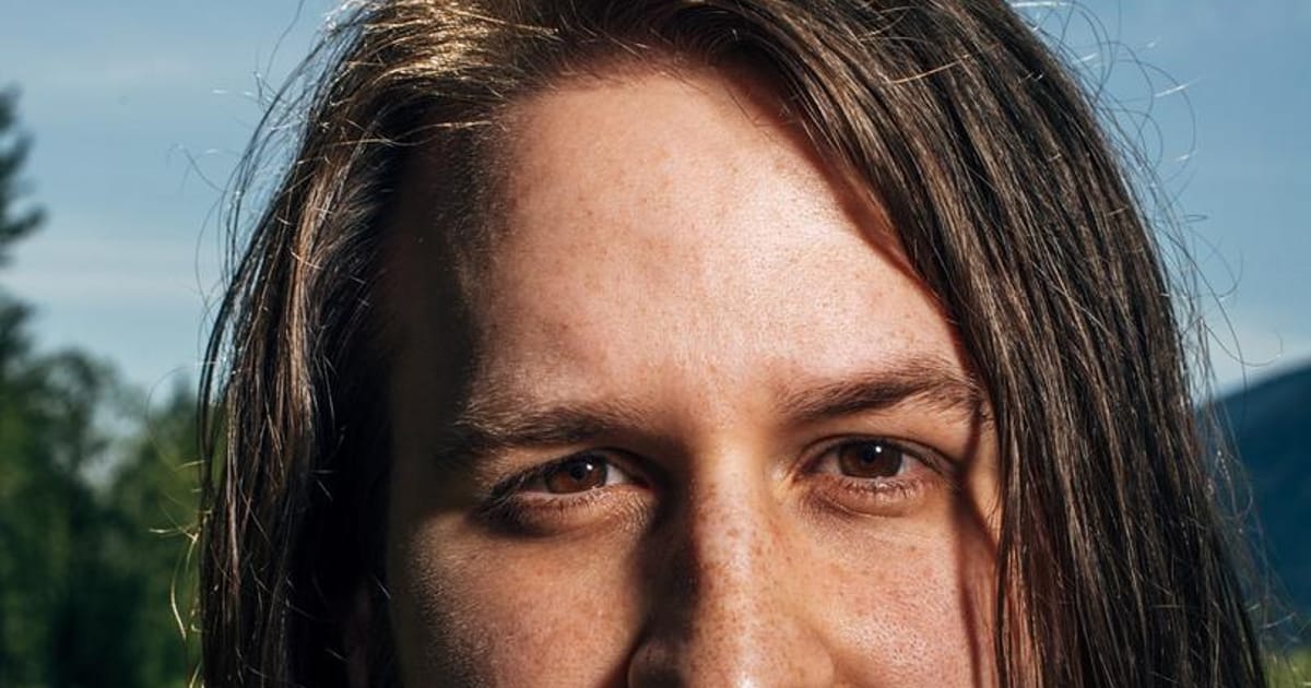 Graeme Hahn - Vancouver BC, Bassist with Robyn and Ryleigh, Long and ...