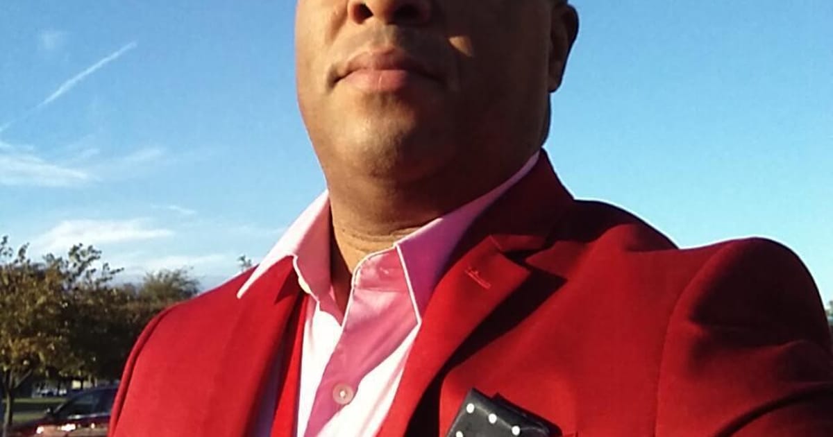 Gregory R | about.me