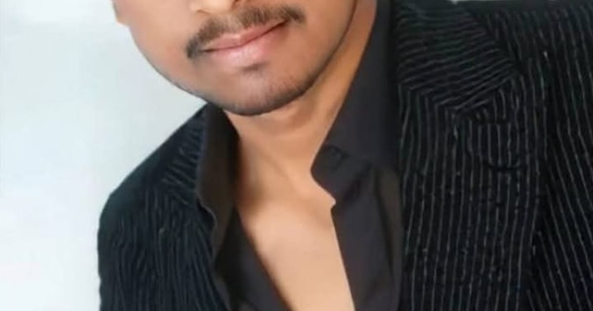 Itz Sahin Topper - Kolkata | about.me