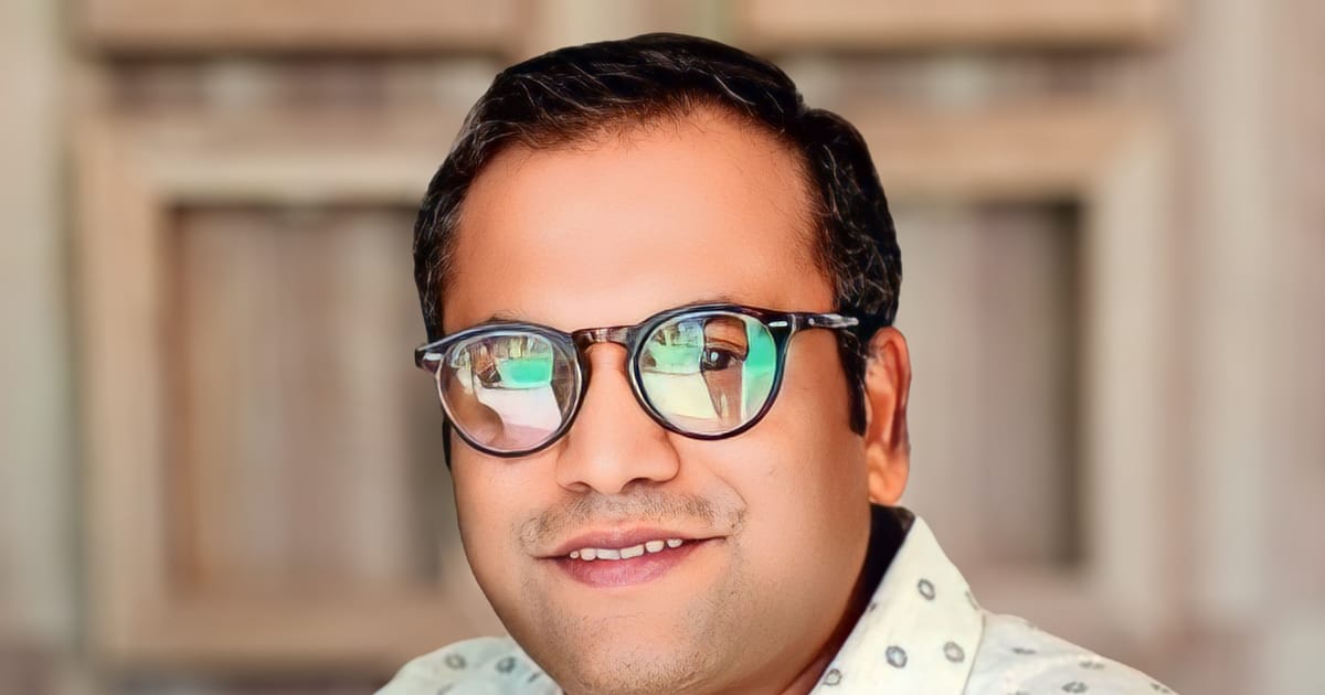 Joydeep Das Gupta - PG Mass Com & Journalism from Jadavpur University ...