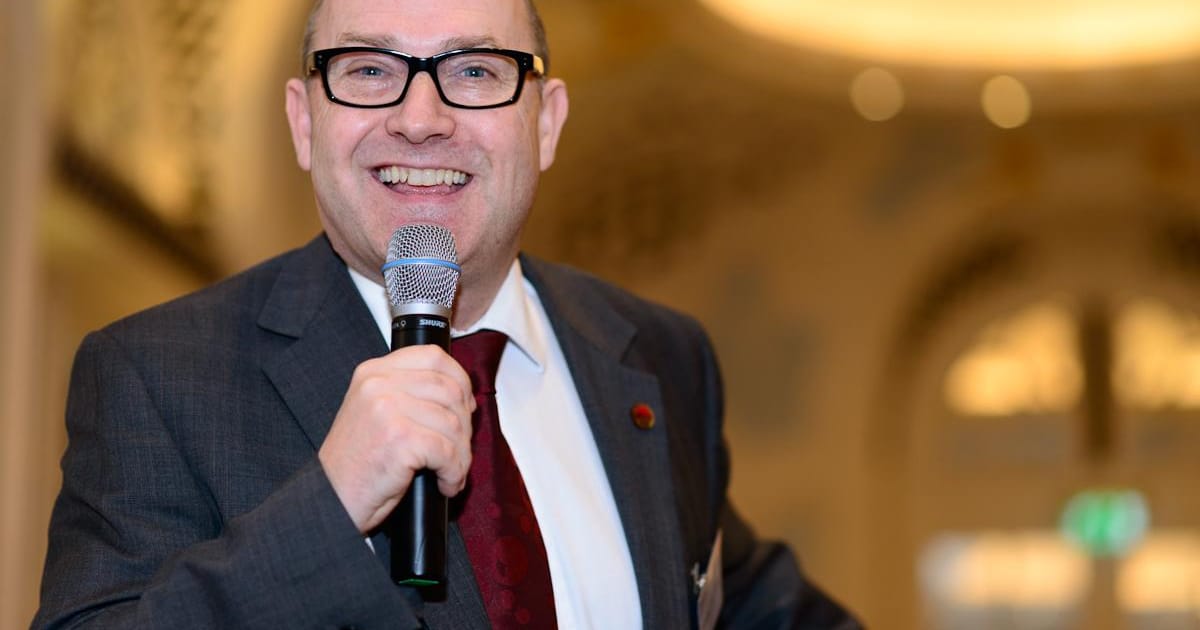 Jeremy Nicholas - London, Writer, broadcaster, emcee andafter-dinner ...