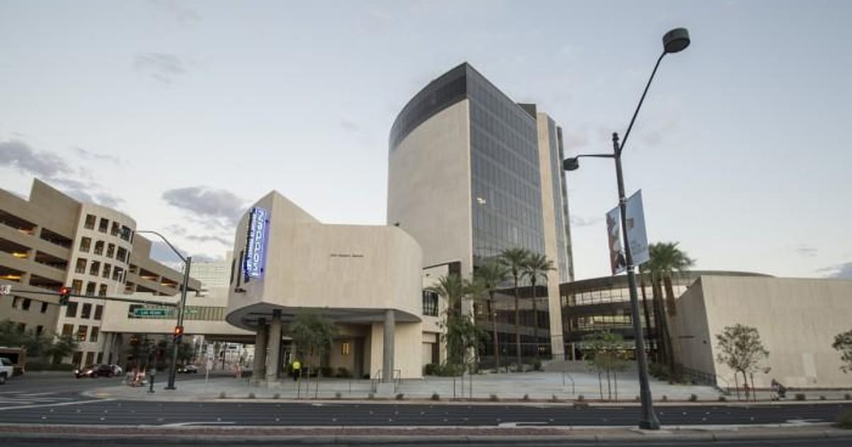 John Bunch - Downtown Las Vegas, NV, zappos.com | about.me