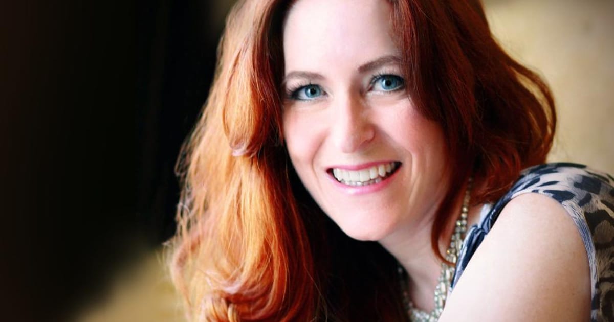 Julie Ann Silverman - Southern California, Usa, Feeling Famous Studios ...