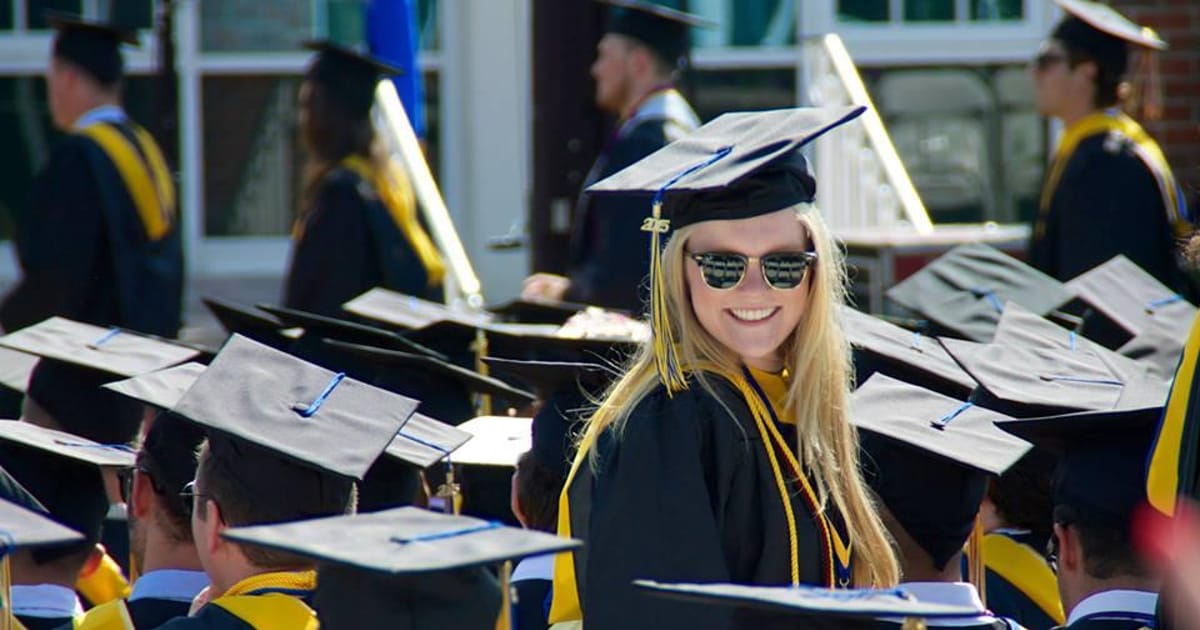 Kelli Rafferty | about.me